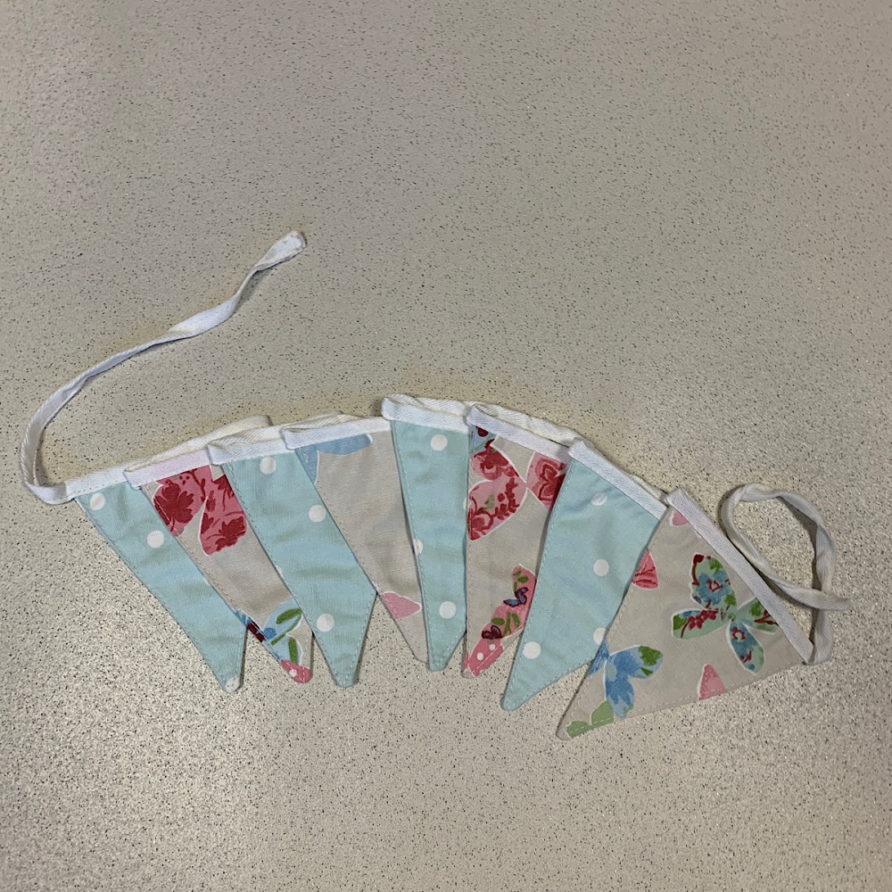 Mini Flag Bunting Butterfly Garden - Madmatz