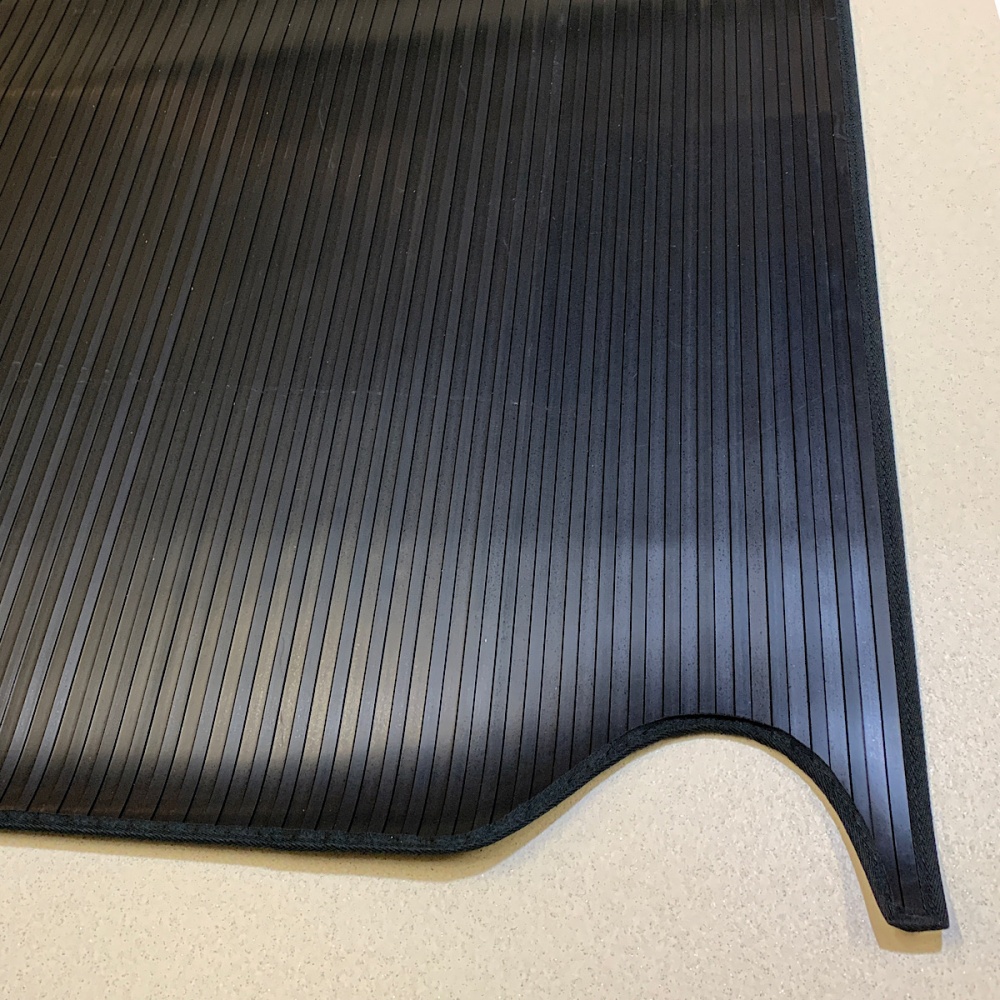 Rubber Split Screen Rear Hatch - Madmatz