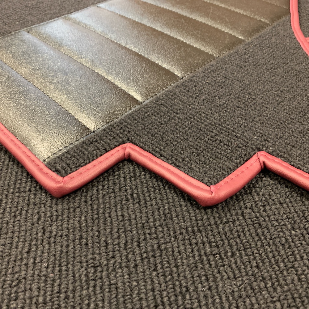 VW Beetle Square Weave Signature Edition 2 Piece Over Mat Set - Madmatz