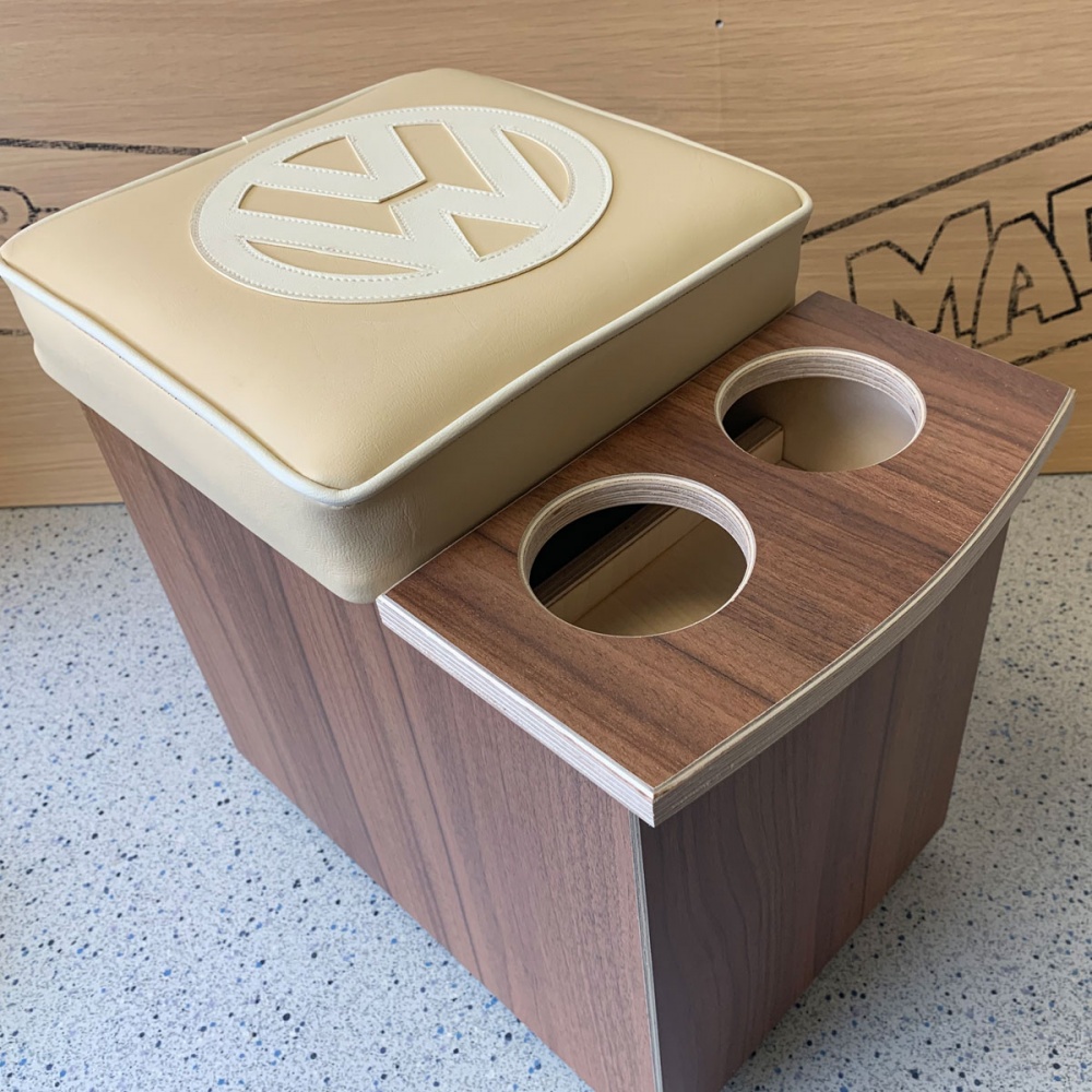 Cabby with a Logo Seat - Madmatz