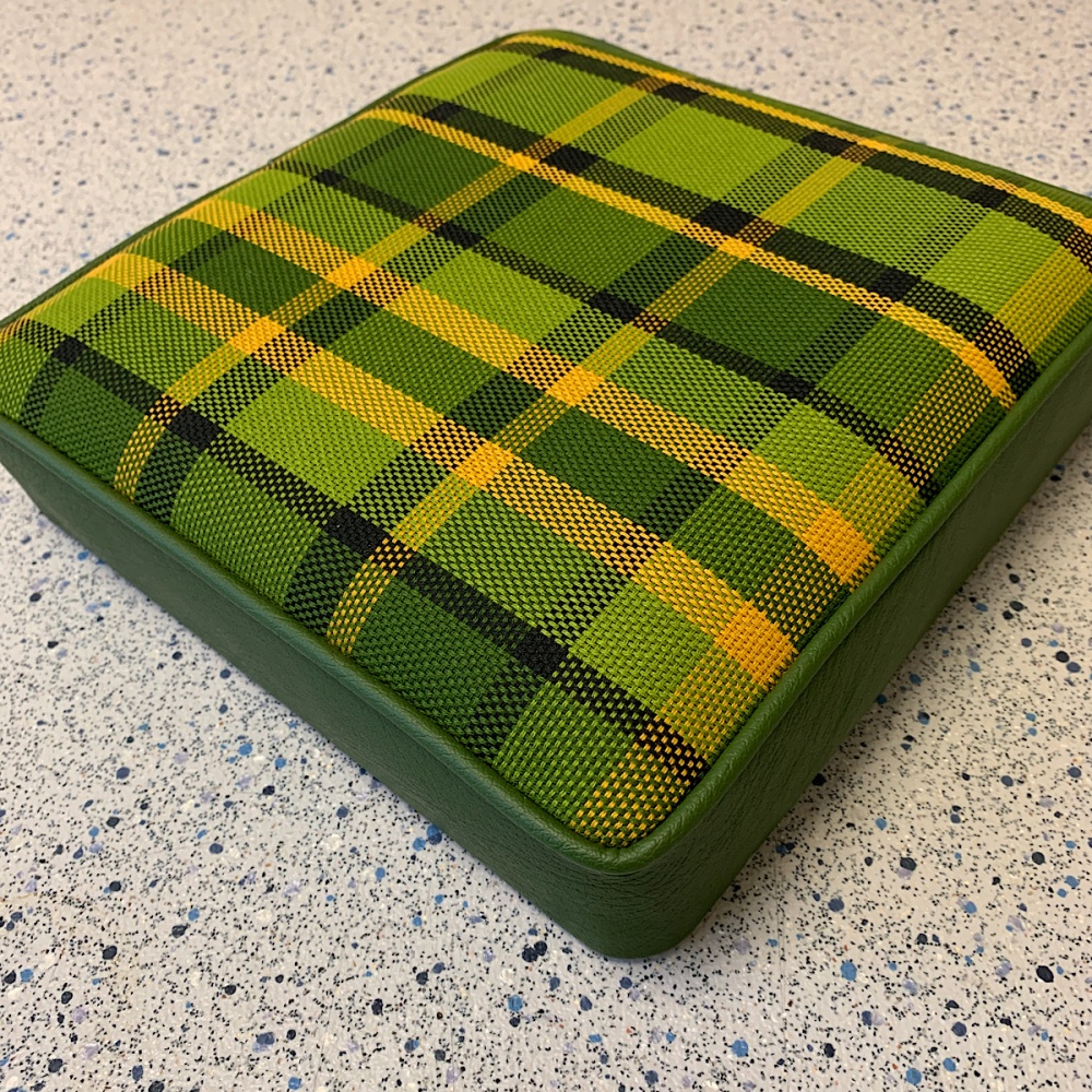 Cabby Westfalia Seat - Madmatz